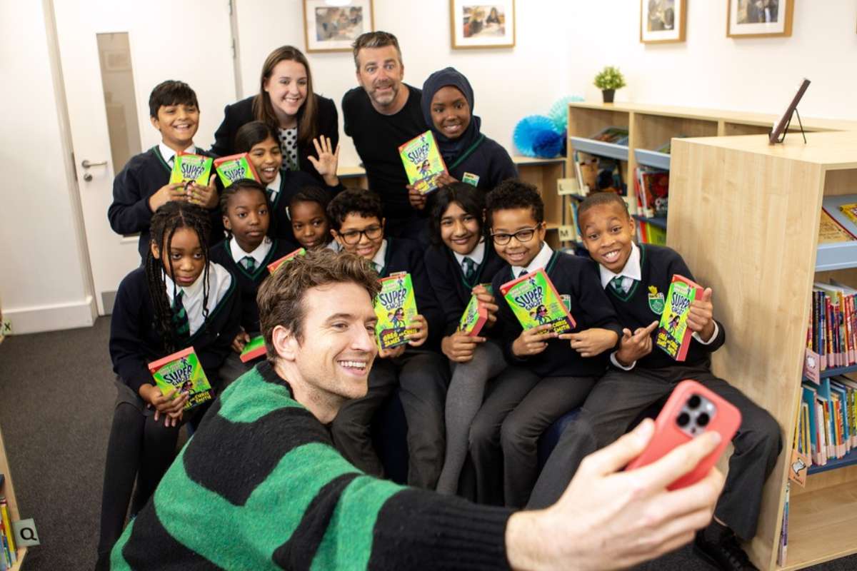 Primary School Library Program to Boost Literacy in England | Future ...