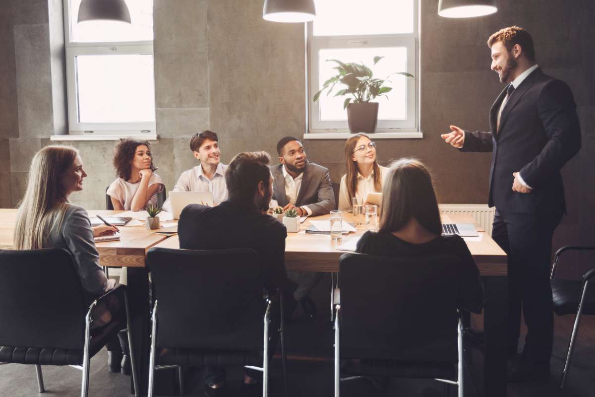 Highest Paying Jobs in the World: Top 10 Careers for a High-Income ...