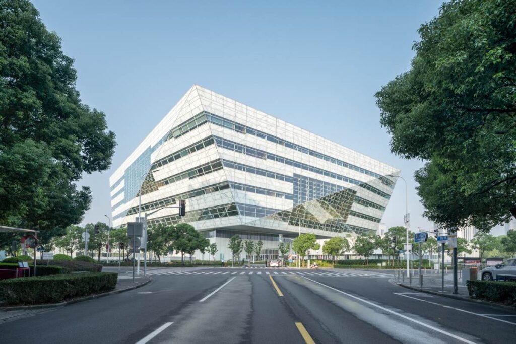 The 14 Largest Libraries in the World and the Stories They Preserve ...